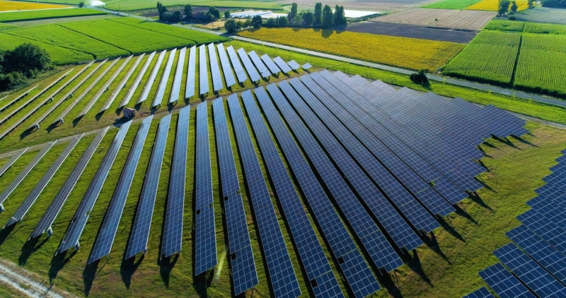 Solar panel farm cleaning guide - pro jet washing solutions