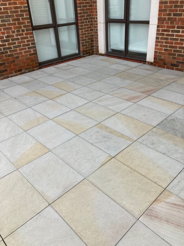 Before & after photos of Jet Washing in Surrey & South London