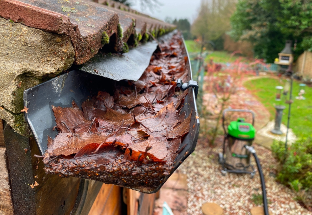 Pressure washing specialists in SW London - Contact Jet Wash Surrey