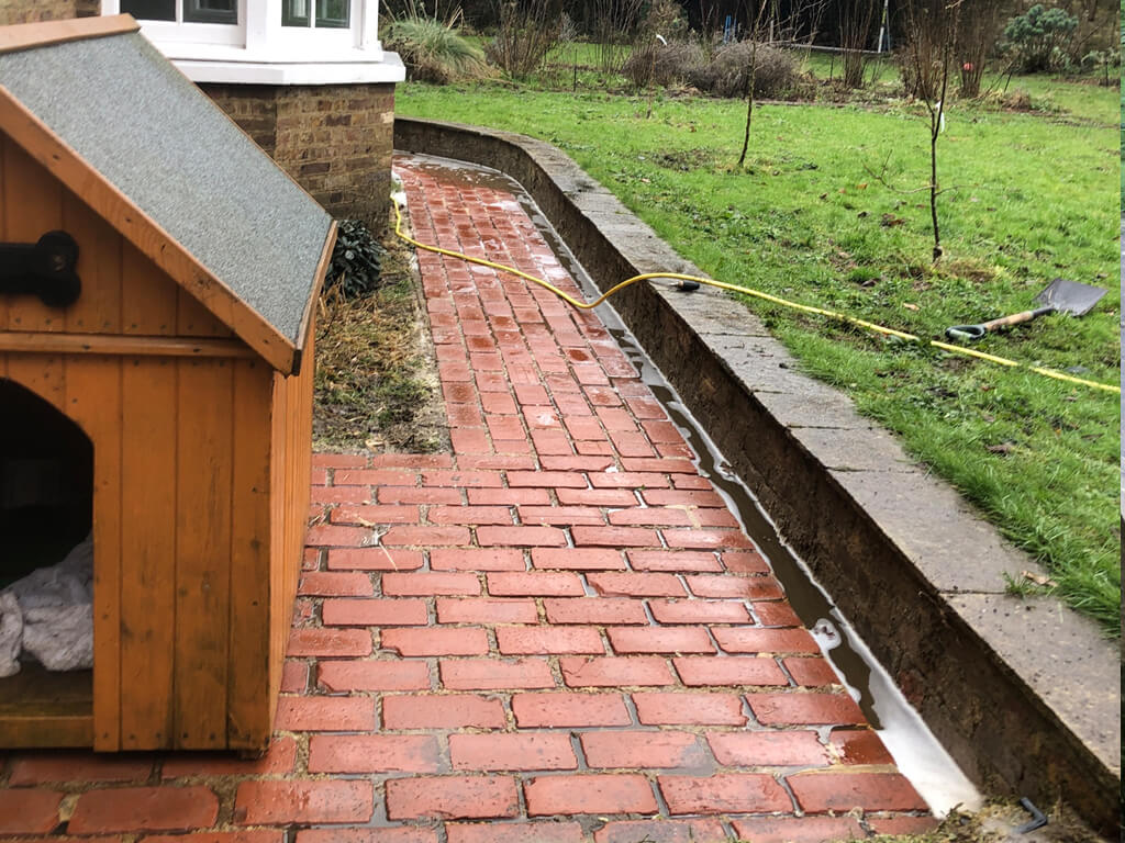 Before & after photos of Jet Washing in Surrey & South London
